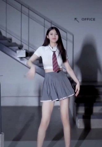 Beautiful Asian tall girl dancing nice long legs - Coub