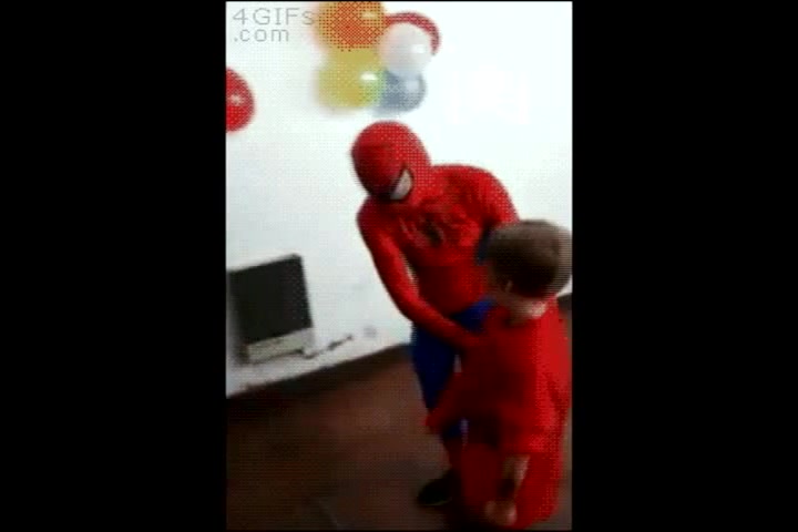 Superhero cosplay fail \ Паучок лоханулся - Coub