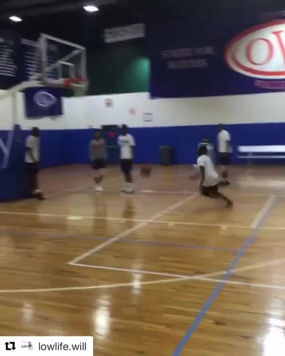 short guy dunks - Coub