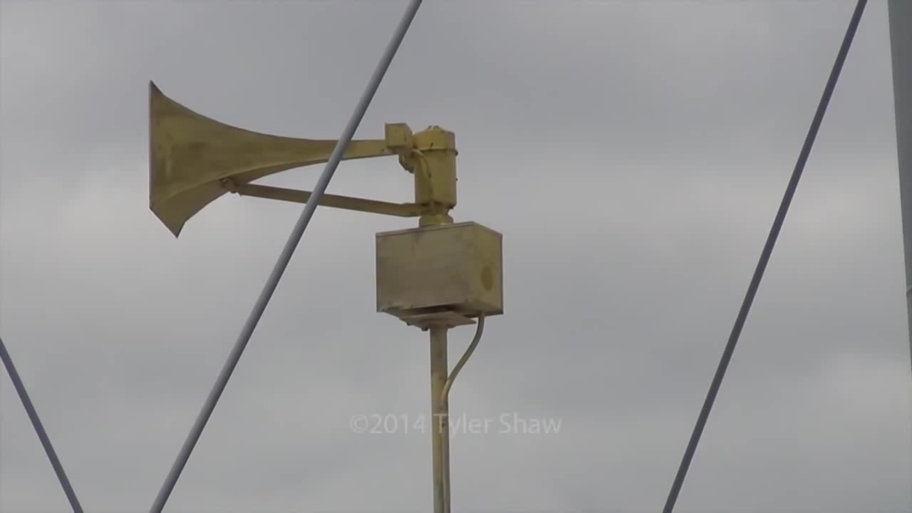 Federal Signal Thunderbolt 1003A Alternate Wail - Saint Paul, Nebraska ...