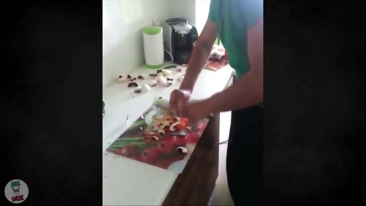 Skills level 80: Super Fast cutting and slicing knife chefs from professionals. - Coub - The ...