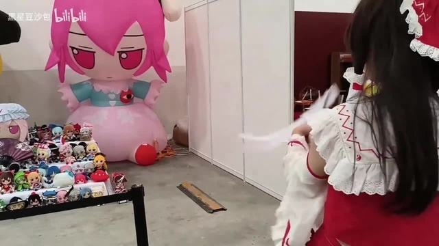 [Cosplay] Reimu VS Fumo - Coub