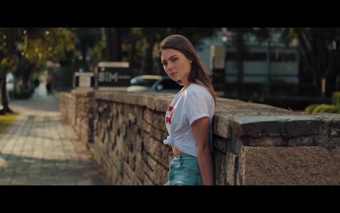 Beautiful Portrait of Laura 🤗😀😋 - Coub